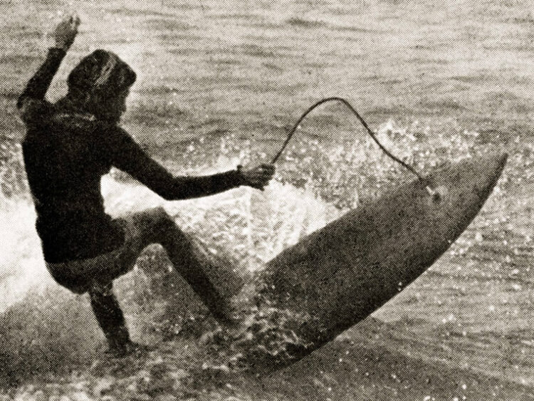 The Ultimate Guide to Surfboard Leashes | Boardcave USA